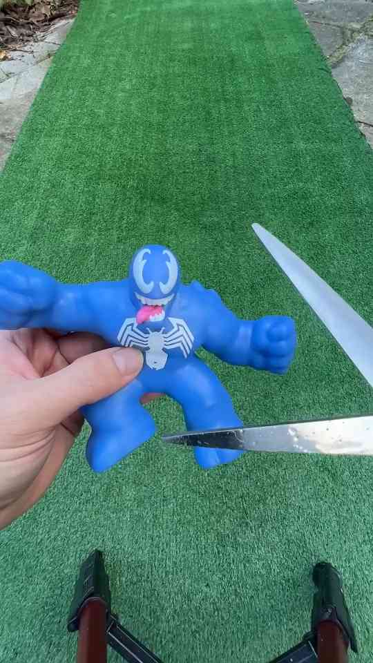 Venom flooded my garden, the results were incredible