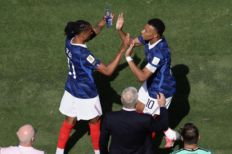 France looks like World Cup juggernaut with fearsome foursome of Mbappé ...