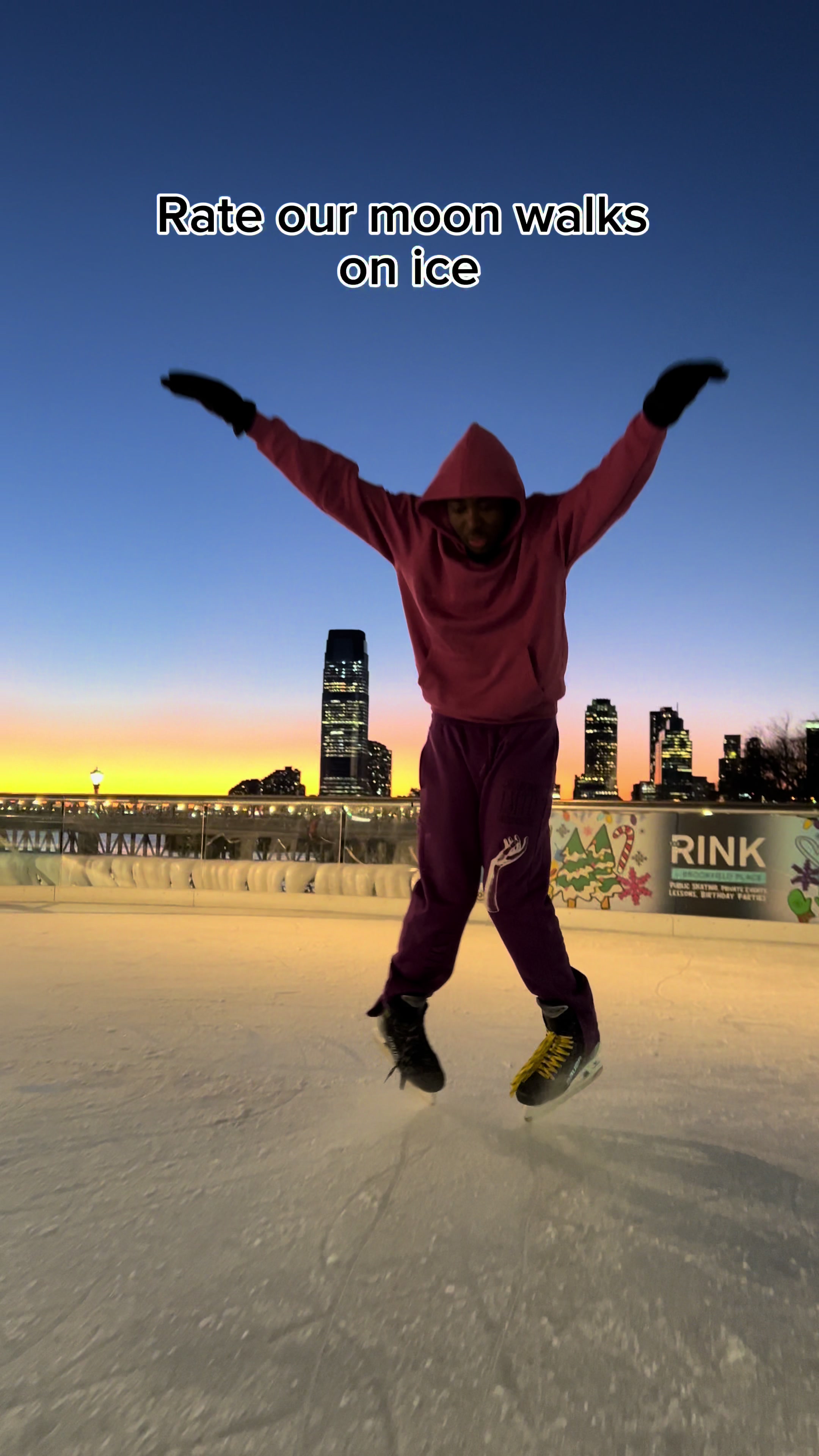 Rating ice skaters performing moonwalk moves