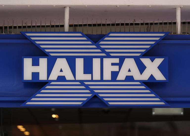Halifax to be changed to Lloyds, bringing end to 173-year-old British brand
