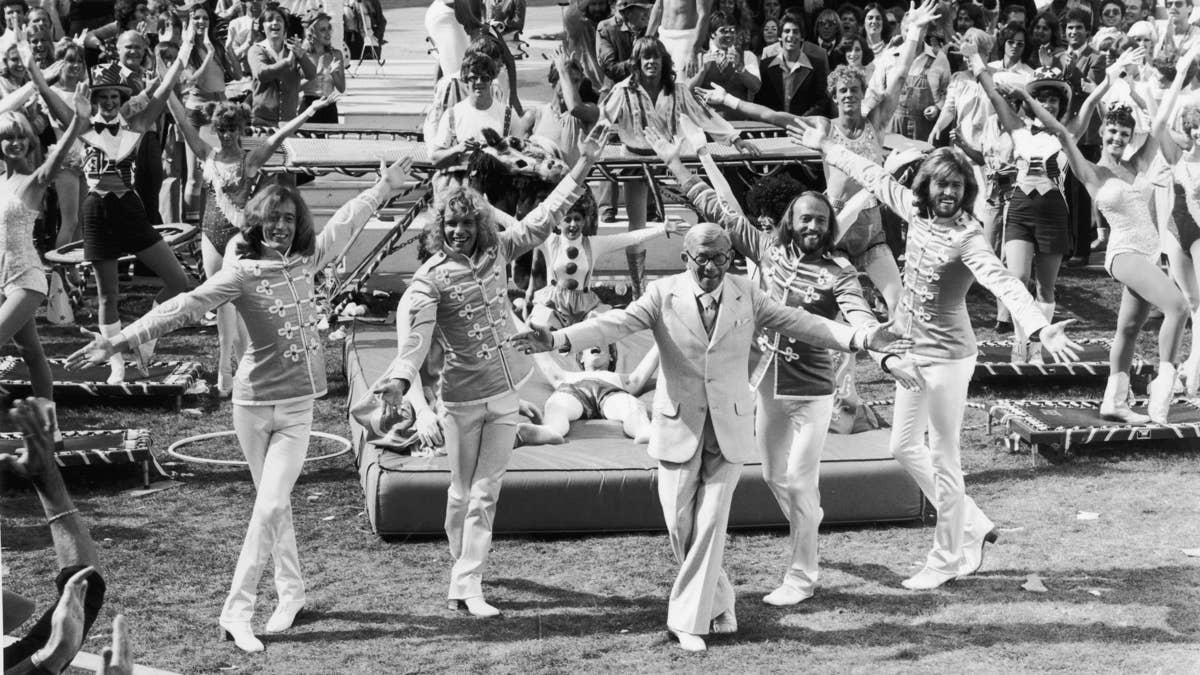 Earth, Wind & Fire's Verdine White predicted Sgt. Pepper's film would ...