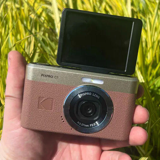 Yashica Tank review: A fun compact camera that’s super affordable ...