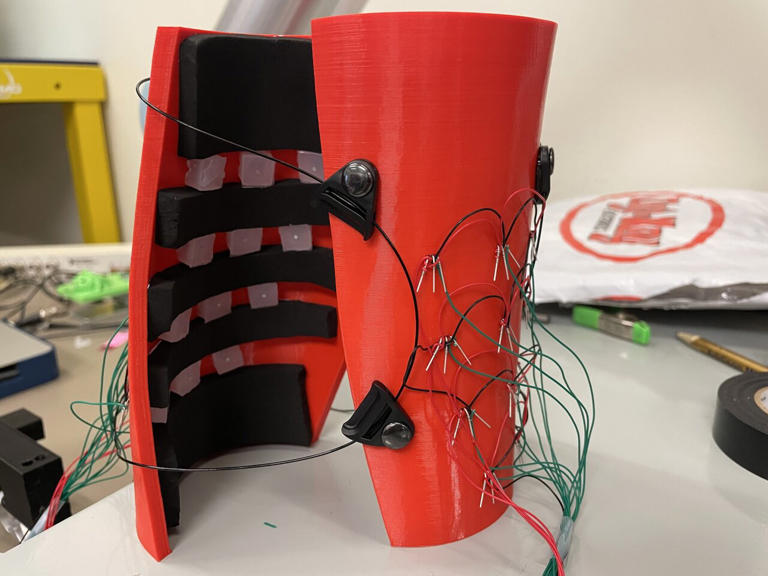 Custom prosthetic hand adapts to each user, decoding 19 gestures in ...