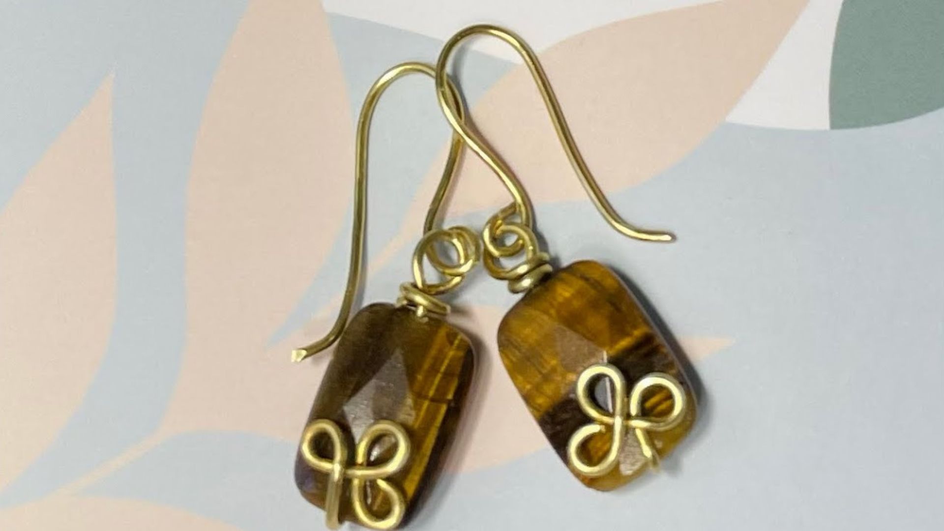 Make your own cute earrings at home easily