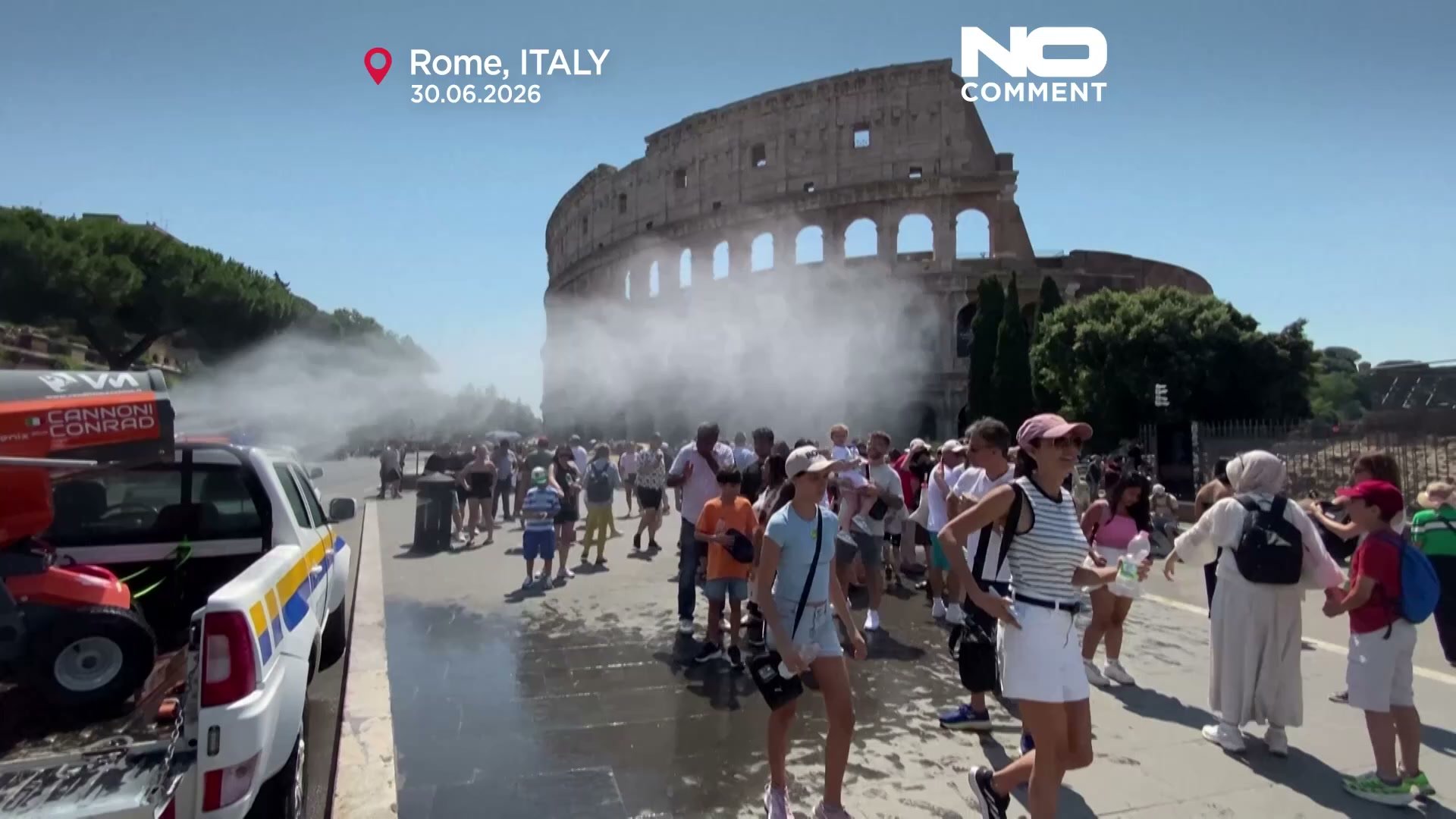 Water cannons cool tourists at Rome's Colosseum amid heatwave
