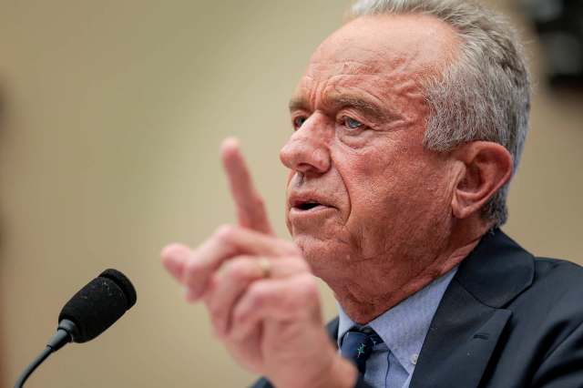 RFK Jr.'s quiet push to end animal testing wins rare bipartisan praise ...