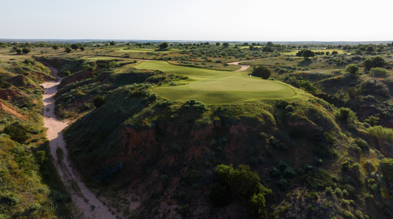 How remote Texas ranchland became one of golf's buzziest 36-hole hangouts
