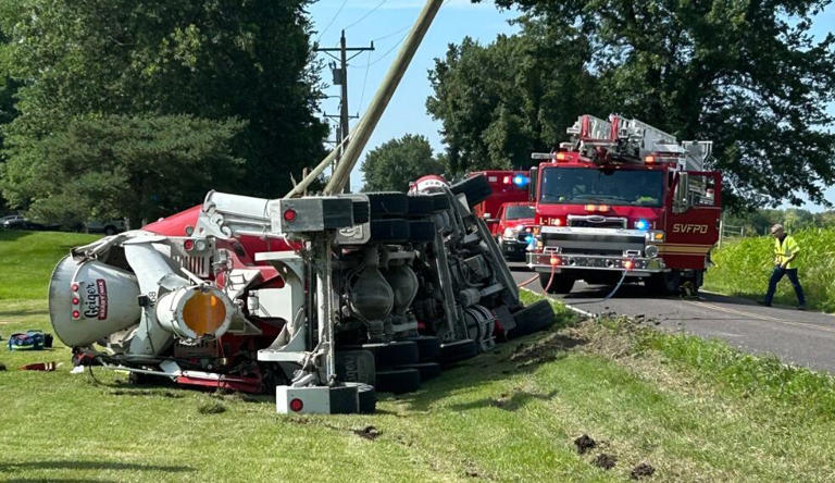 1 dead after cement truck crashes into power line east of Grain Valley
