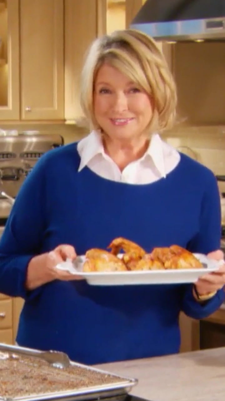 How to bake crispy saffron chicken wings with Martha Stewart