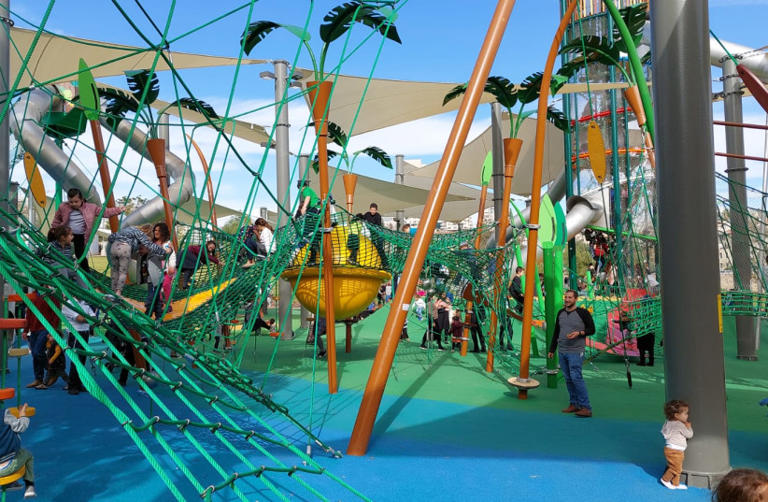 Explosive device found near Ashkelon playground, suspect arrested