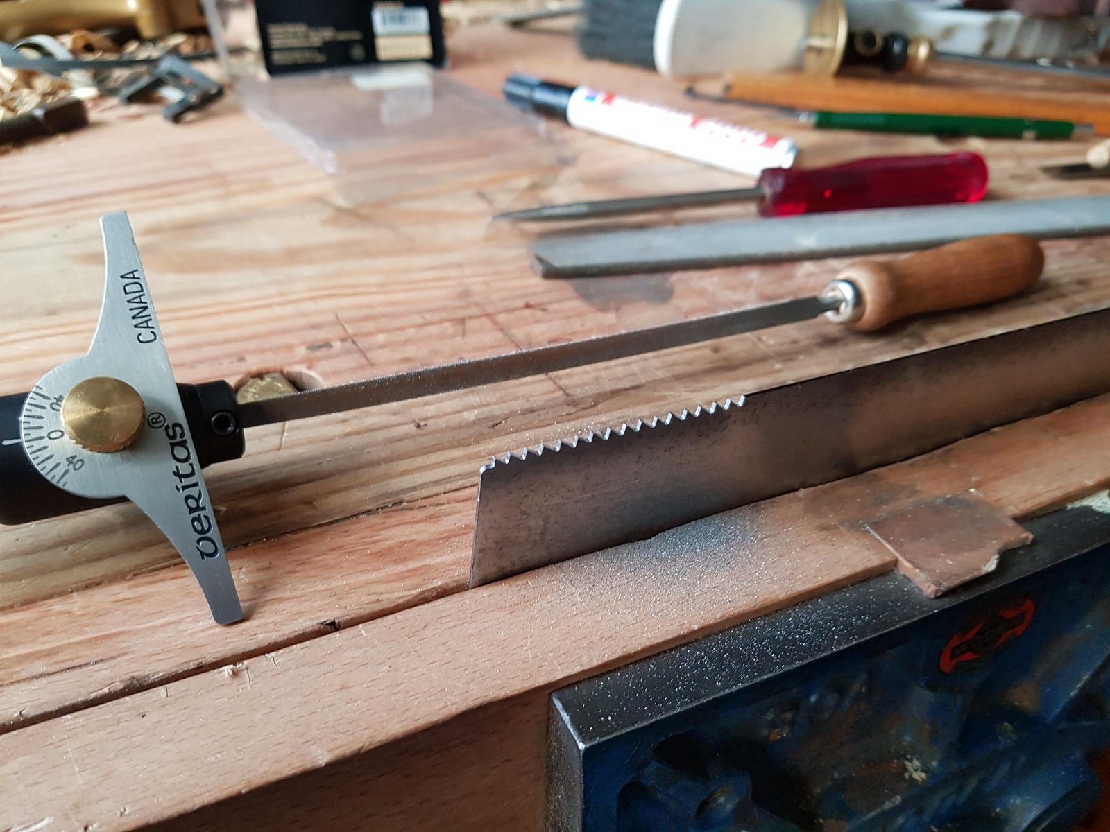 The lost art of sharpening and maintaining a hand saw the old way
