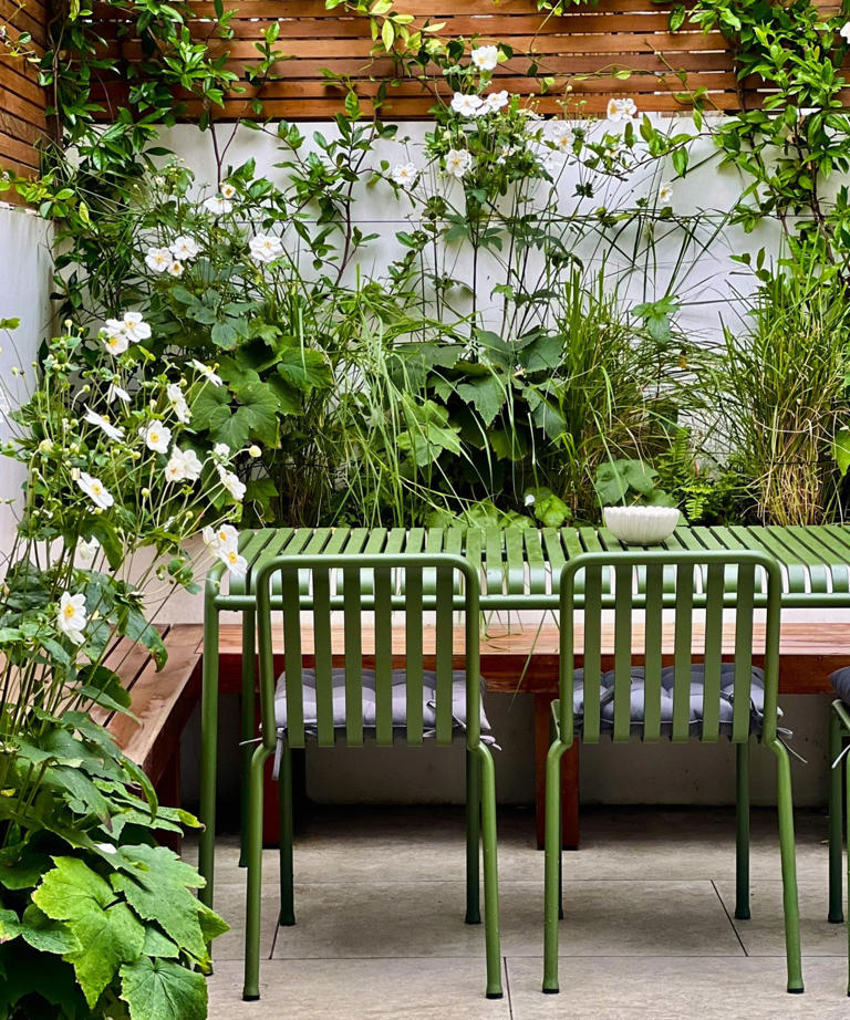 Designer tips for hosting in small outdoor spaces