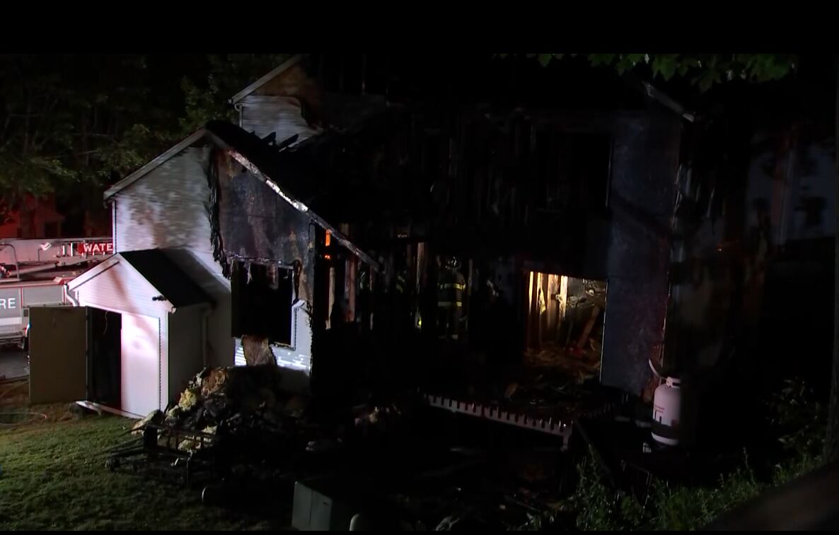 Fire destroys end unit at Waterbury condominium building, displaces 5 ...