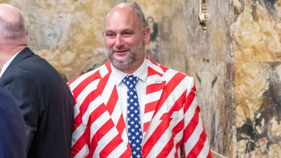 Pennsylvania representative told to leave House floor for wearing ...