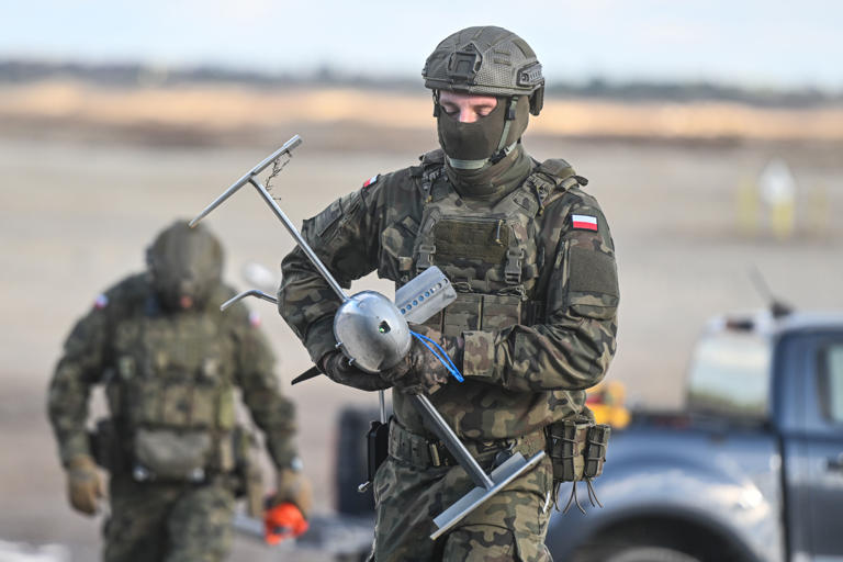 Video shows a Ukrainian unit running down a Russian Shahed - the kind ...