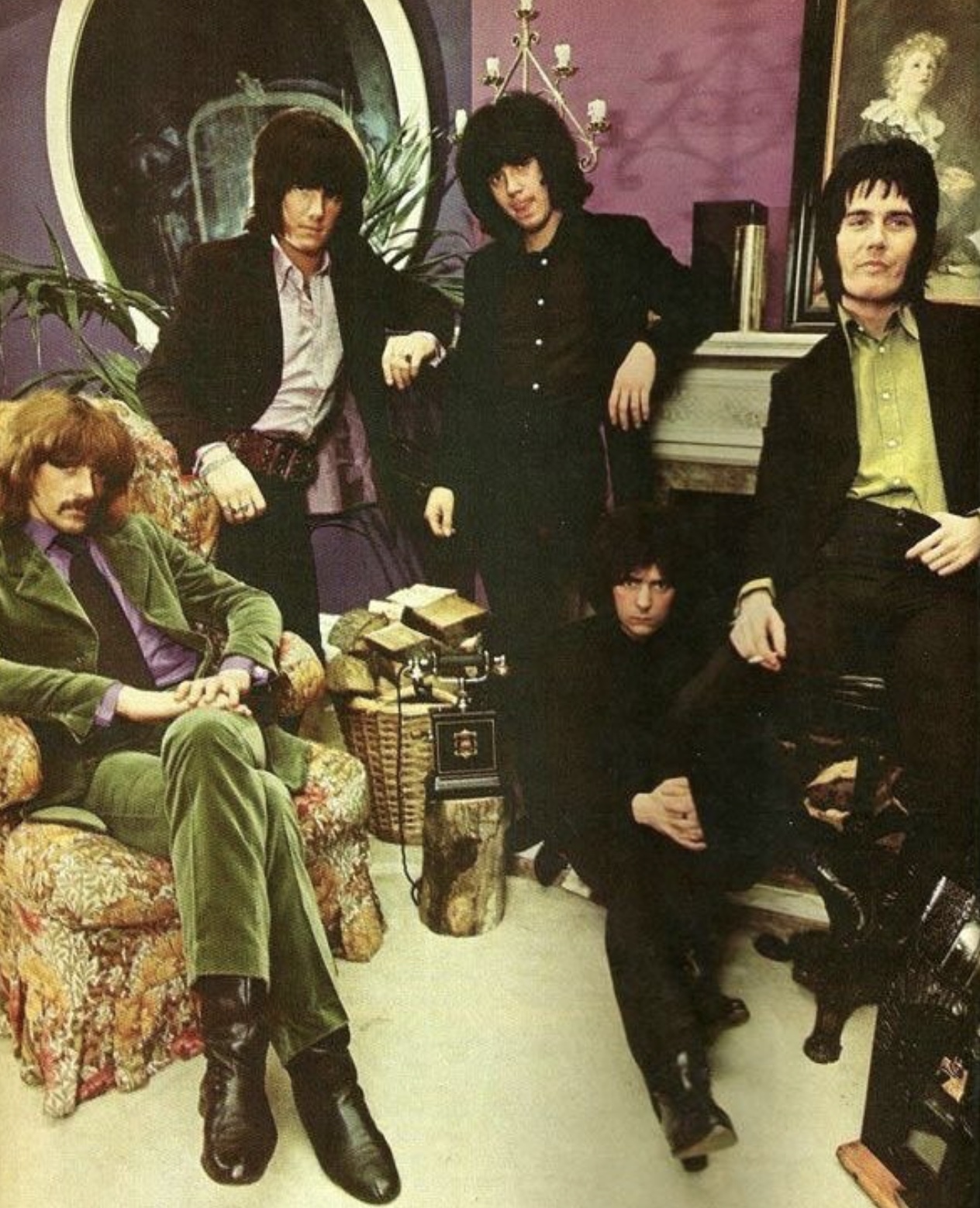 25 photos of Deep Purple setting the 1970s on fire