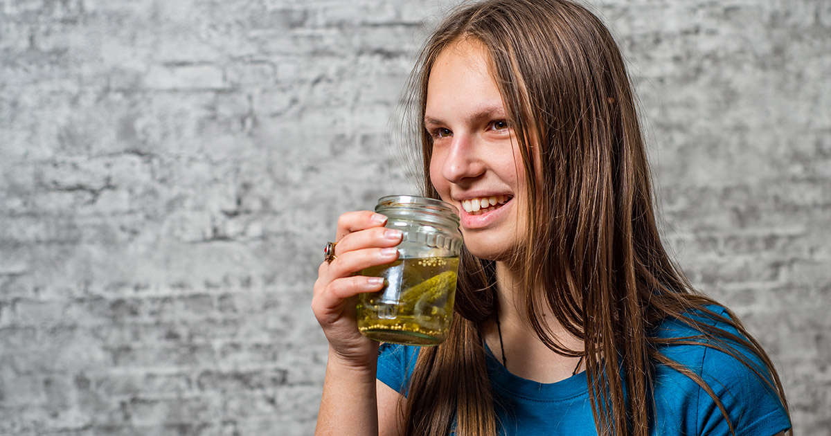 Does pickle juice actually stop muscle cramps? Here's the science