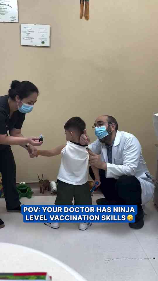 Doctor uses playful trick to distract toddler during vaccination