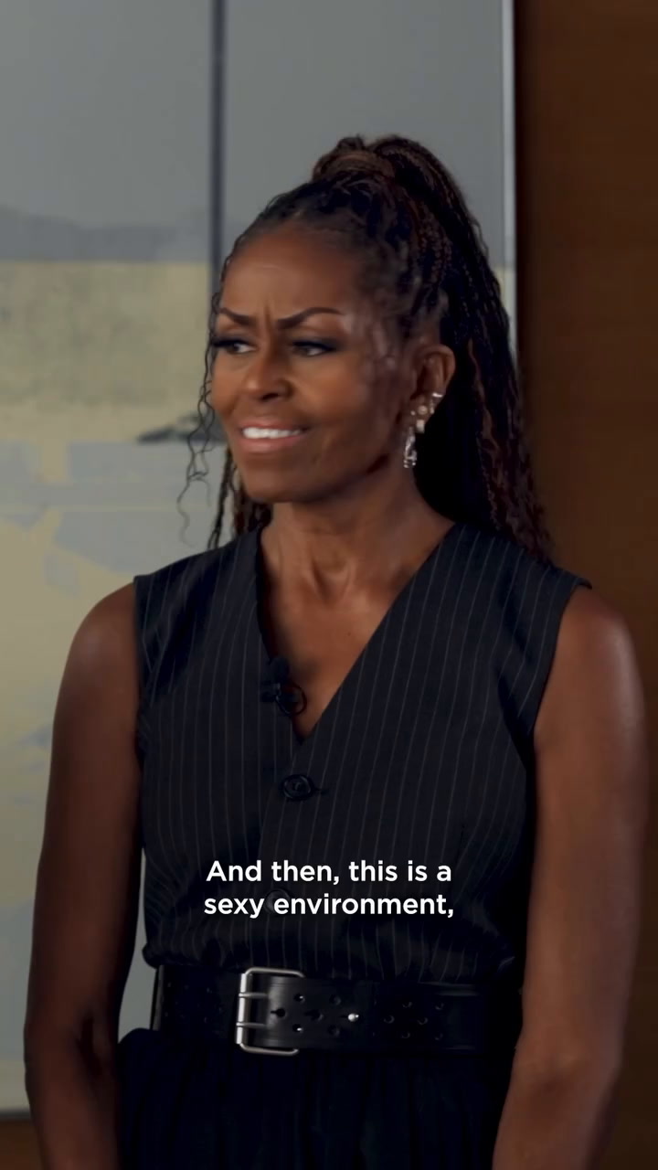 Michelle and Barack Obama's flirty date night exchange that has fans ...