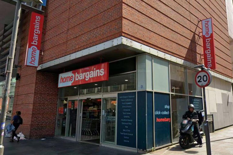 Home Bargains reduces £108 'head-to-toe' 12-piece kit to £30 that has ...