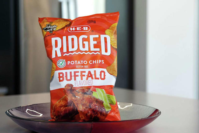 We ranked 12 H-E-B potato chips, from Caesar dressing to Korean BBQ ...