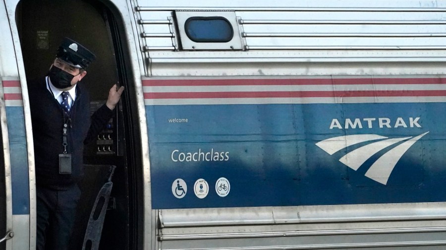 Amtrak warns passengers of delays as scorching heat expected to climb