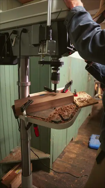 Turning walnut table legs into a modern handmade coffee table