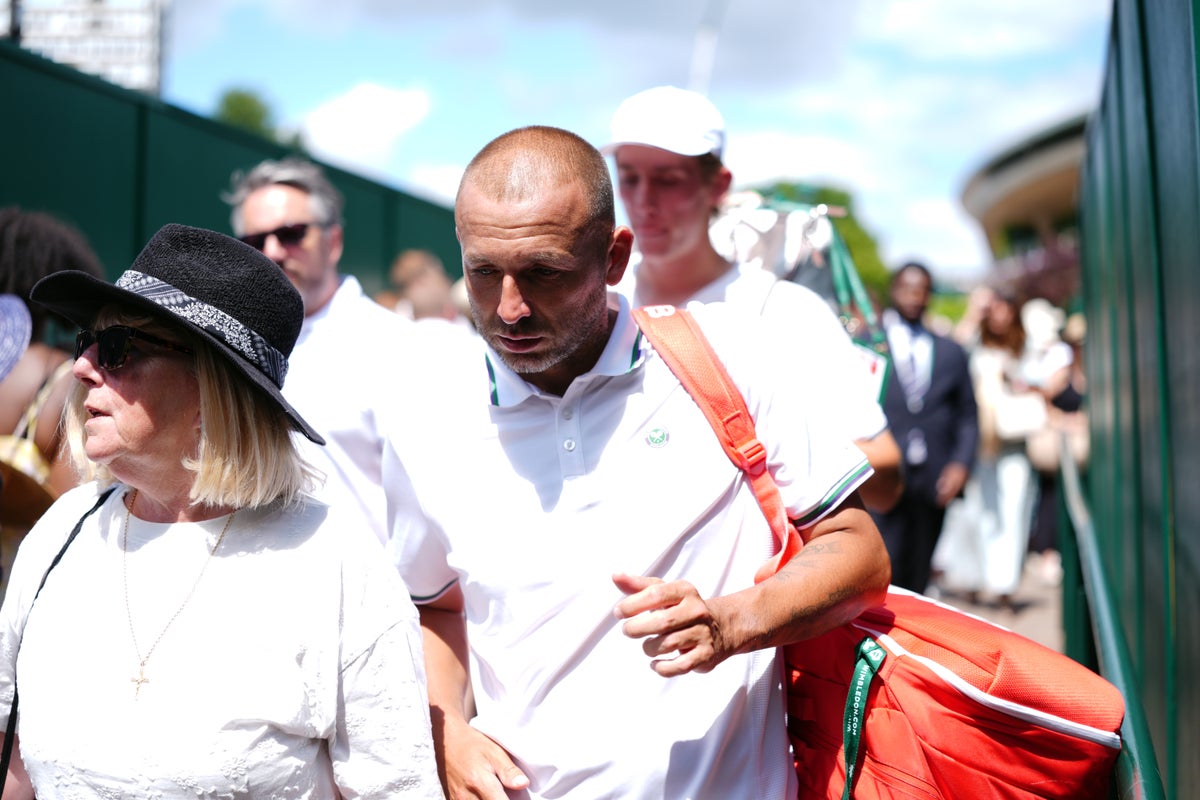Dan Evans hits out at LTA as he bids Wimbledon farewell