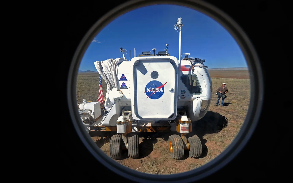 NASA's ERNEST rover sets speed record in desert trials