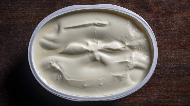 A tub of cream cheese and this canned staple are all you need for an ...