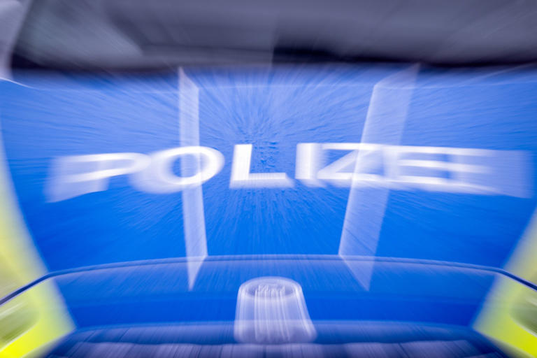 Knife-wielding man shot dead by police in western Germany