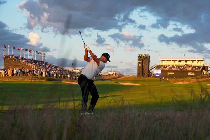 Clark takes six-shot lead into US Open final round – but still has ...