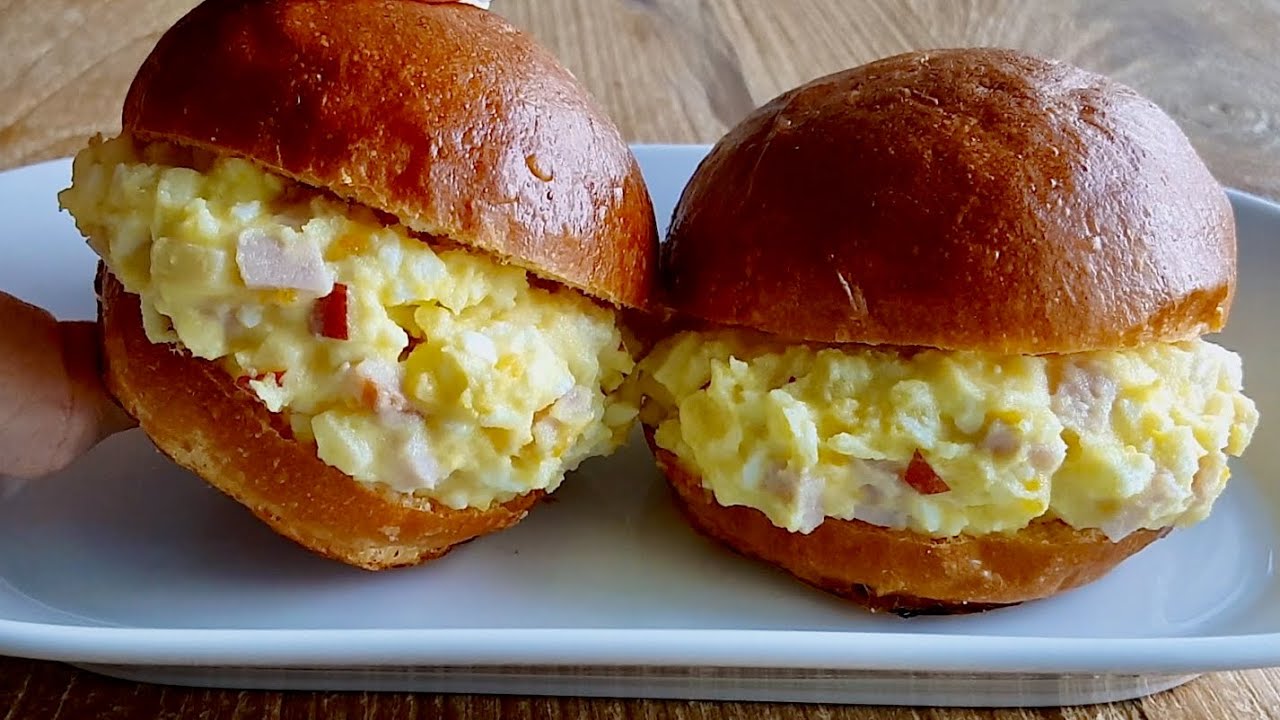 Creamy potato egg salad rolls with apple – easy brioche snack recipe!