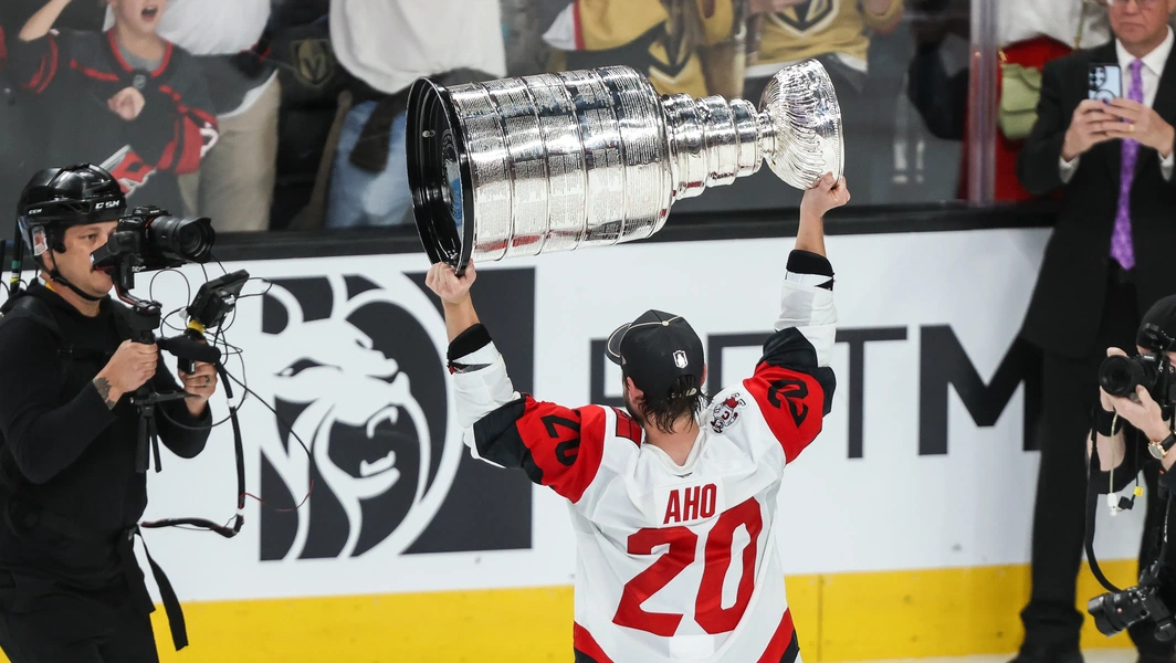 Hurricanes’ Stanley Cup parade draws record 150,000 in Raleigh