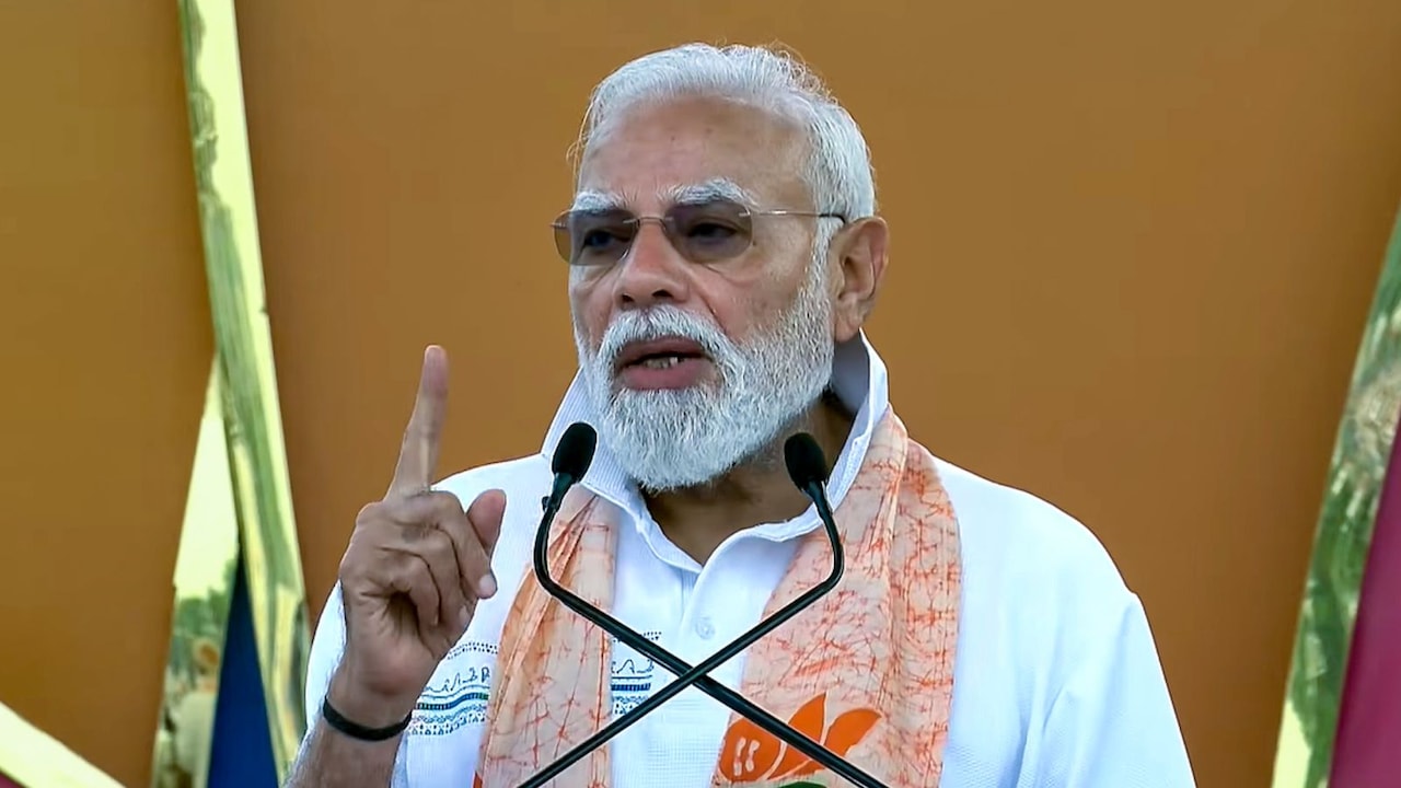 Work to ensure age doesn't reduce human potential: PM Modi's Yoga Day ...
