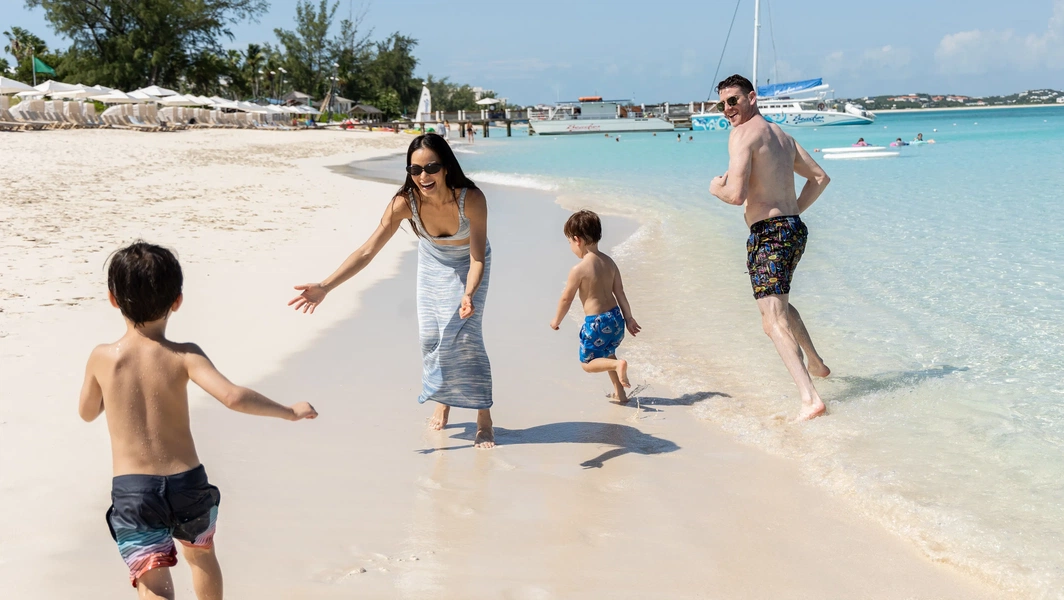 13 common family vacation etiquette mistakes