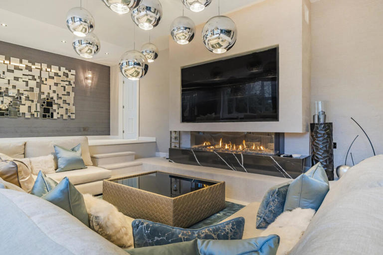 Explore this luxurious Leeds home which is valued at £3.5m hidden in ...
