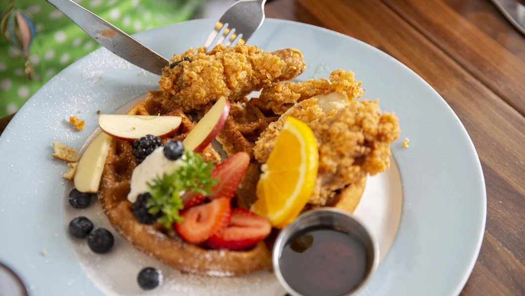 11 unusual American foods that surprise visitors