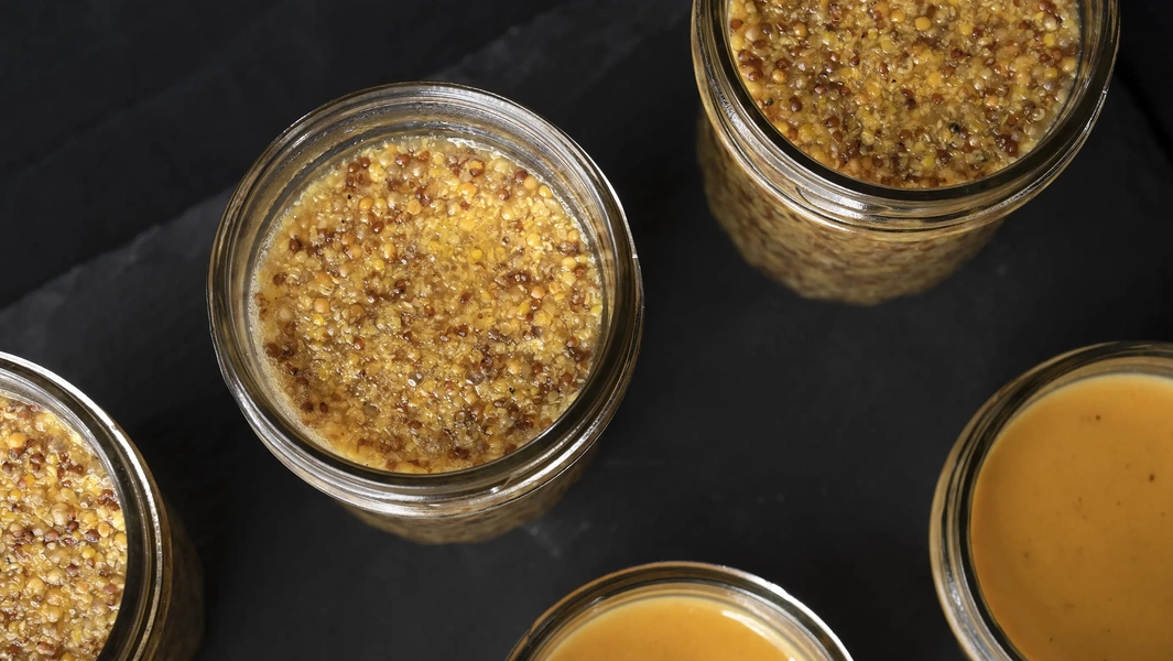 Making and using honey mustard sauce