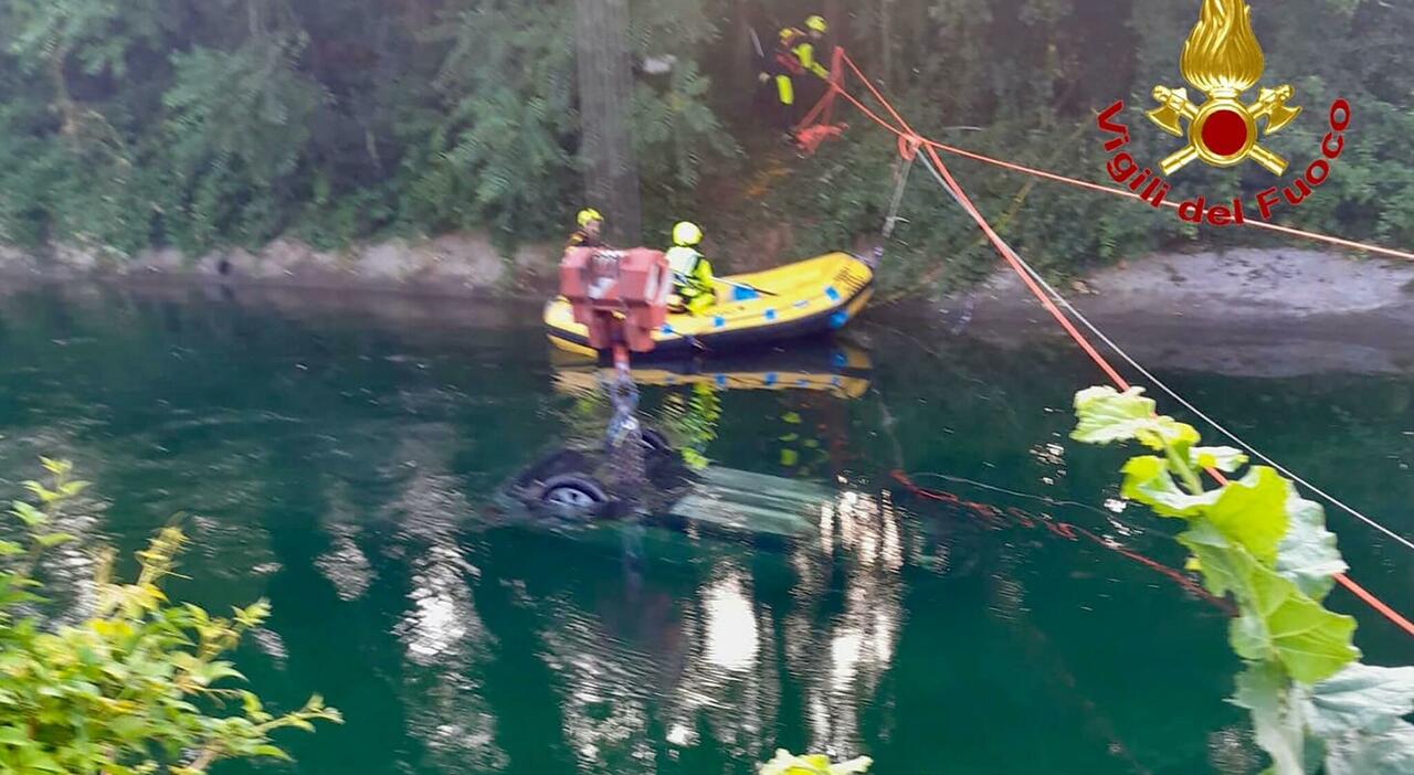 Auto con 9 ragazzi a bordo precipita in un canale, morti tre 17enni ...