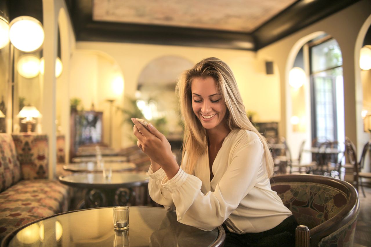 20 honest signs you're actually better off flying solo - no ...