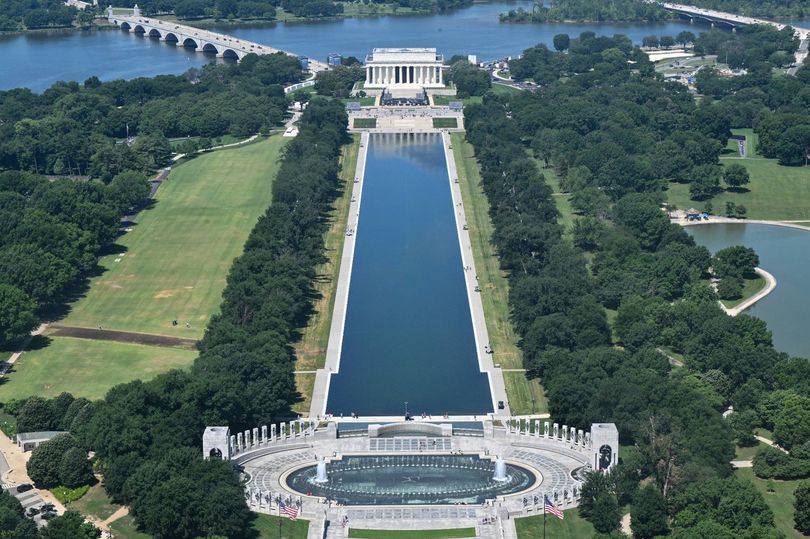 Trump issues scathing rant as he's forced to drain Reflecting Pool ...