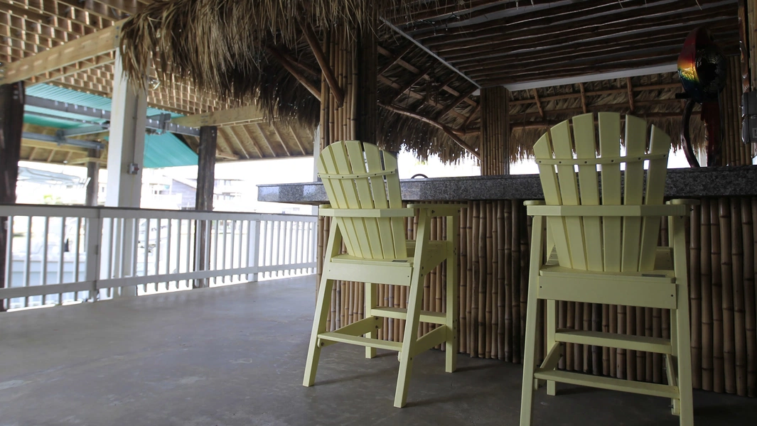 7 inspiring outdoor bar designs