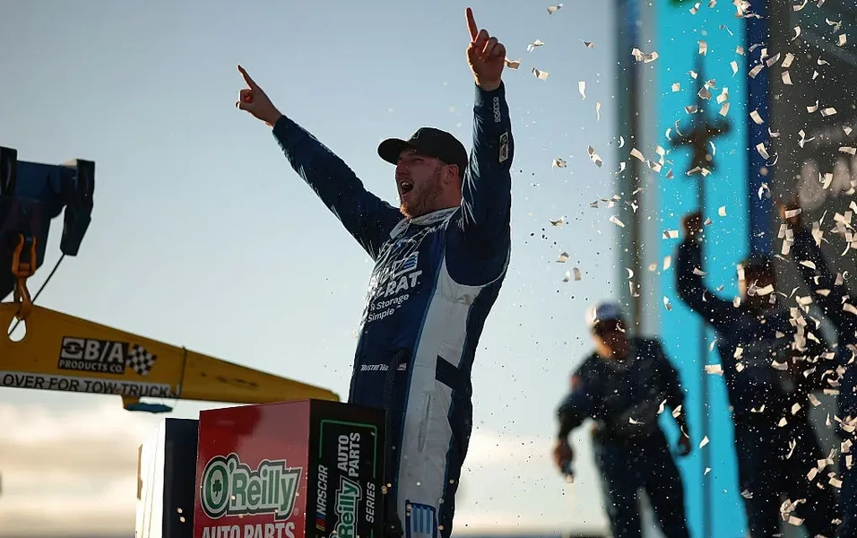 Austin Hill wins chaotic Coronado street race debut