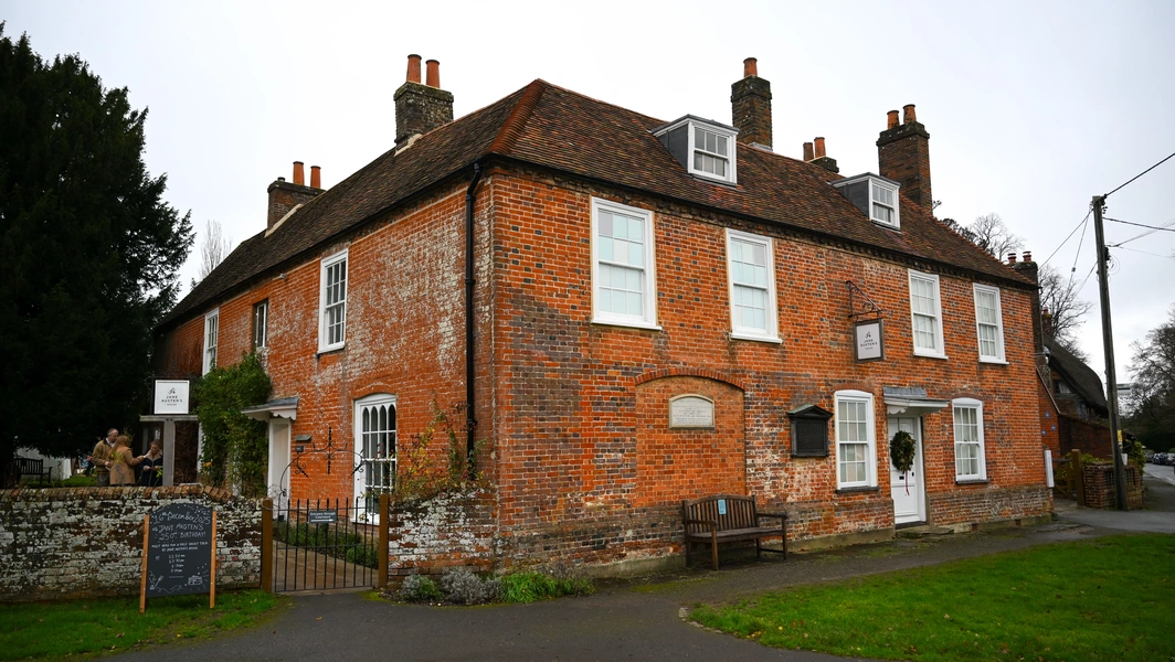 10 historic sites linked to Jane Austen