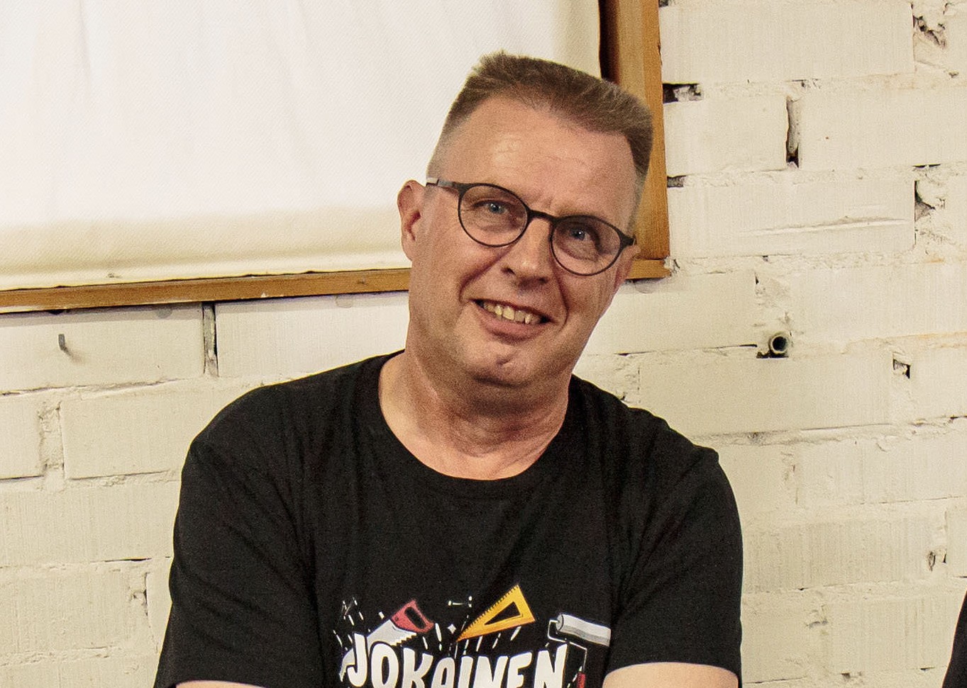 Huutokauppakeisarin apumies-Markku esitteli idyllisen kesämökkinsä ...