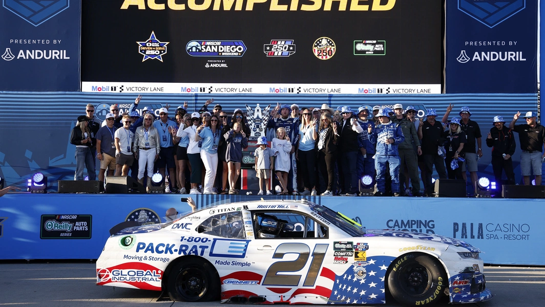 Austin Hill wins chaotic Coronado street race debut
