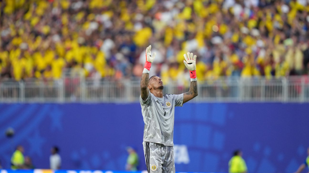Curaçao goalkeeper Eloy Room jokes he deserves statue after historic ...