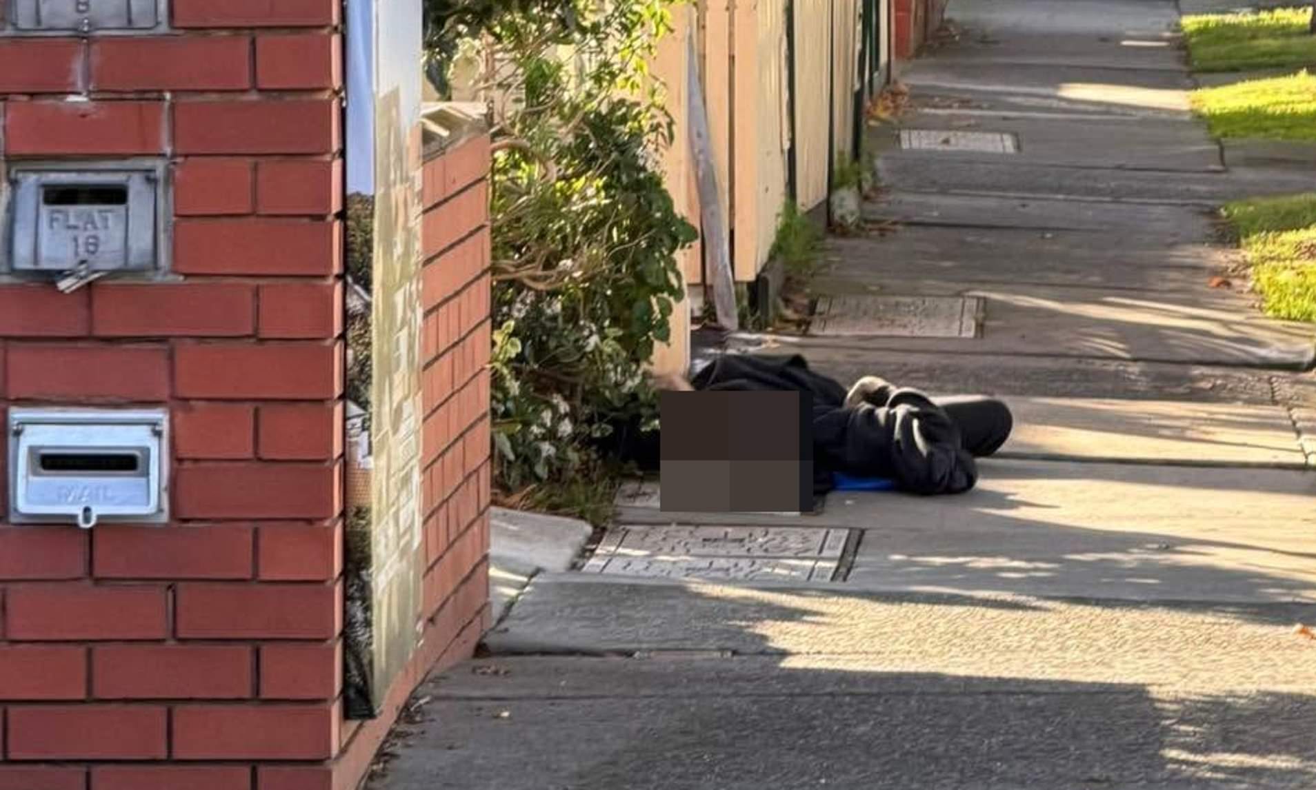 Bleak reality in Melbourne laid bare as grim photo shows woman ...