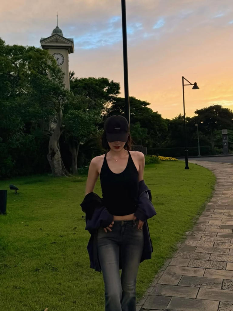 Joy keeps getting more skin-and-bones… square shoulders, a waist you ...